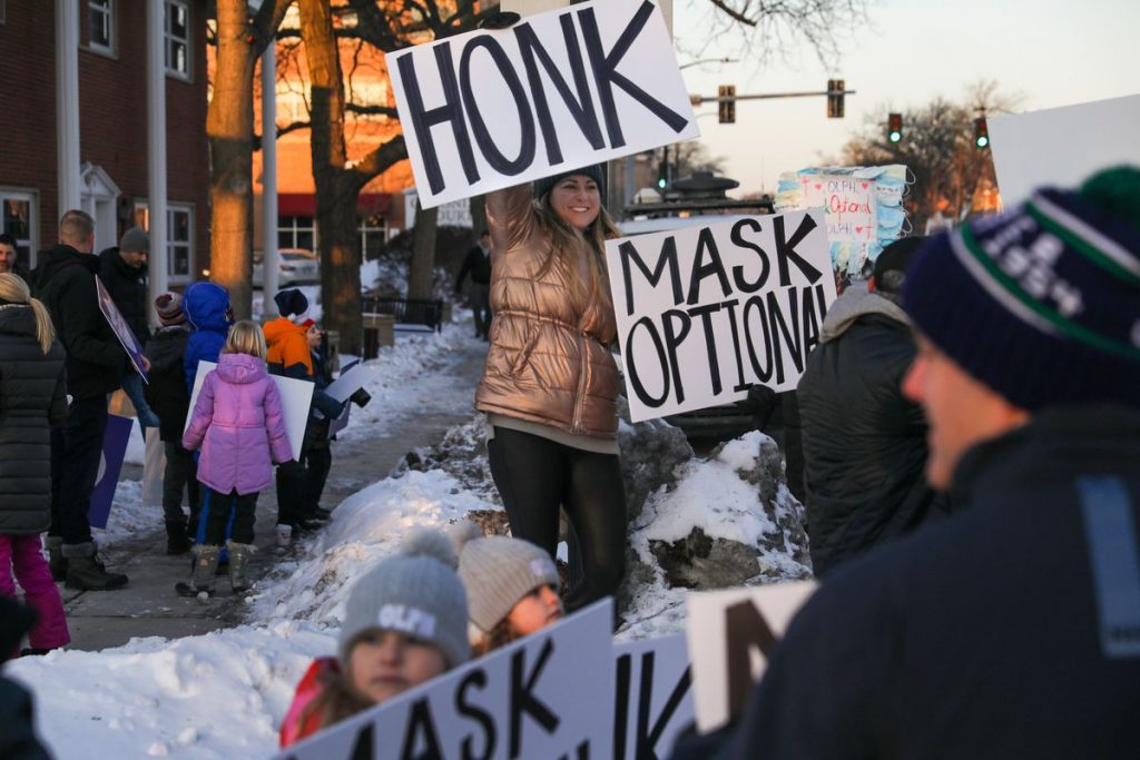 Mask protests – The Acronym | IMSA's Official Student Newspaper